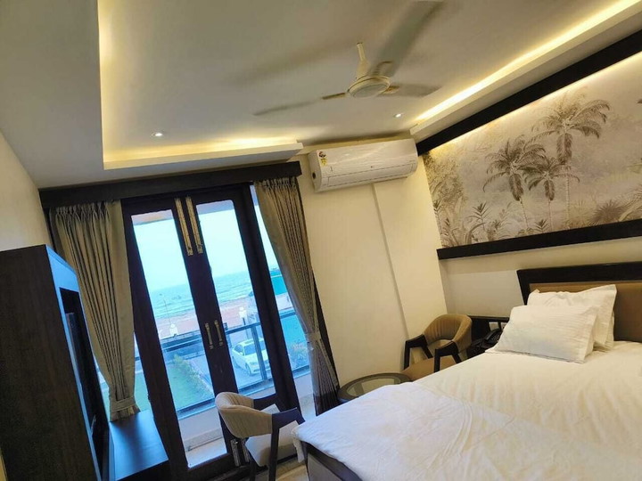 The Palms Ecr Resorts And Banquets - 