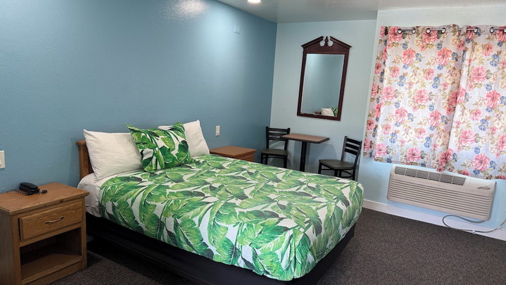Cherry Motel - Long Beach, CA
