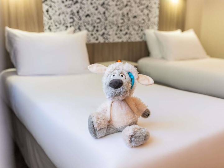 Ibis Styles Lyon Gorge De Loup Saphir - Écully