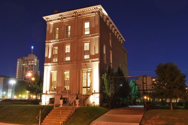 Grand Center Inn - St. Louis, MO