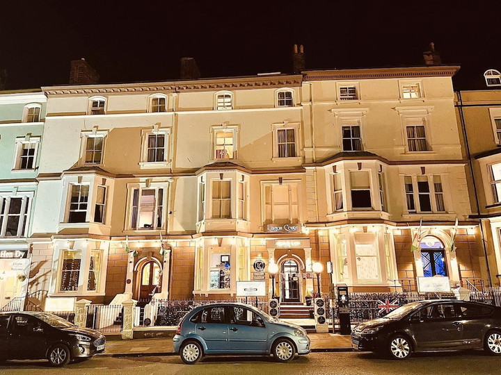Lawton & Lauriston Court - Llandudno