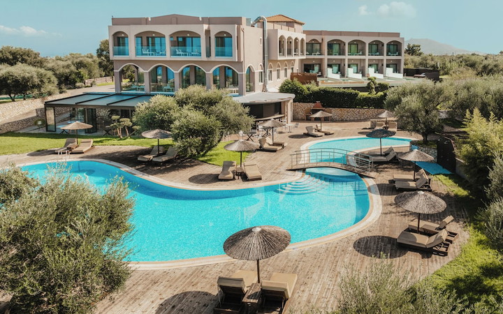 Elegance Luxury Executive Suites - Adults Only - Zaquintos