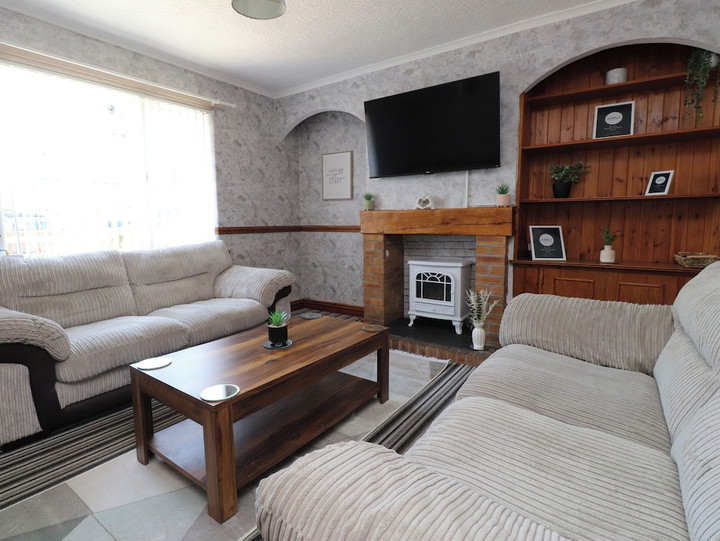 31 Ffordd Y Maer - Pwllheli