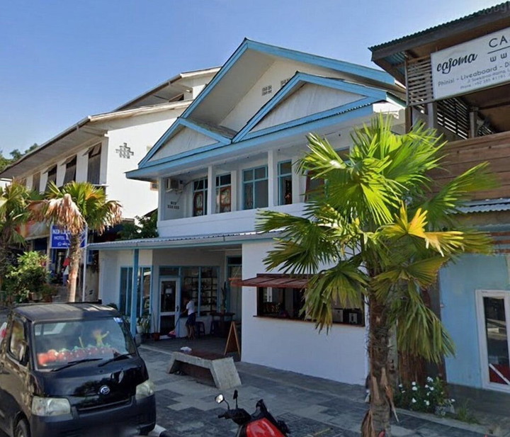 Komodo Indah Hotel - Labuan Bajo