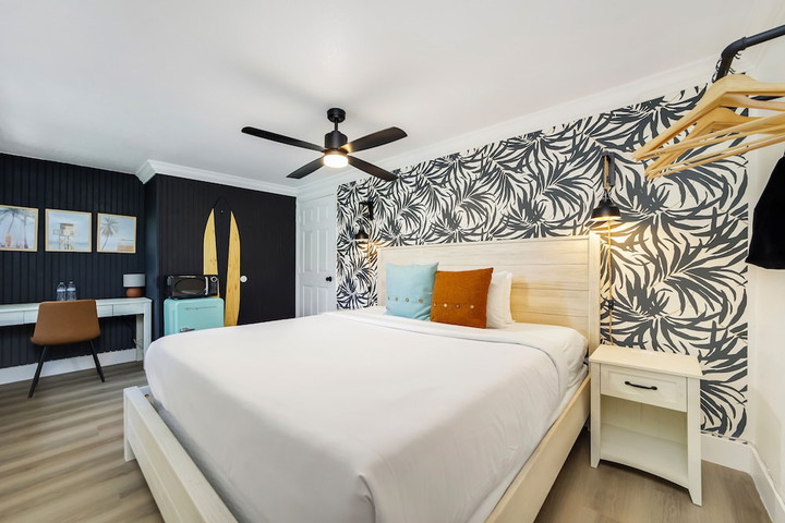 The Victoria Hotel - Fort Lauderdale, FL