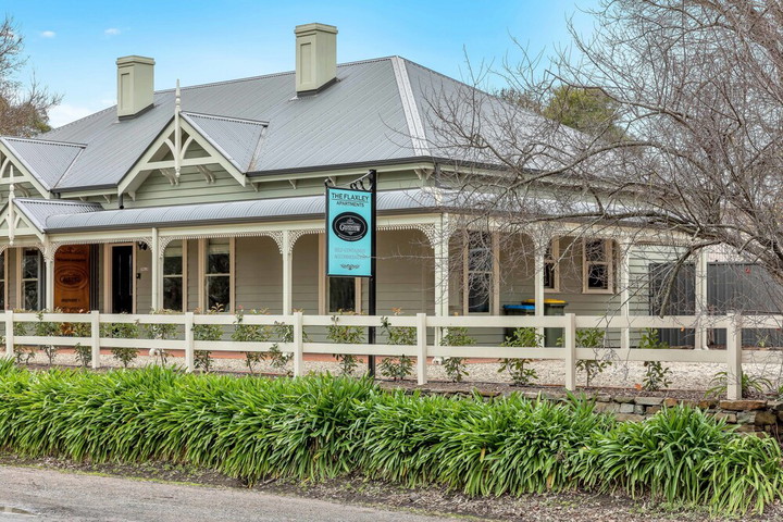 Grandview Accommodation - The Flaxley Apartments - Mount Barker