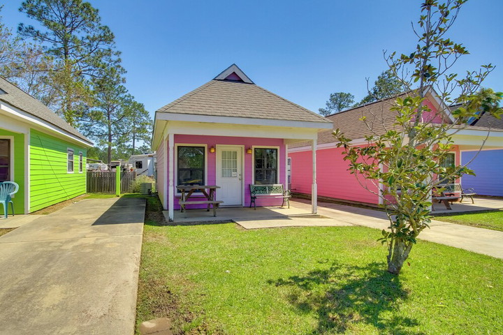 Biloxi Resort Cottage W/ Pool & Lake Access! - Mississippi