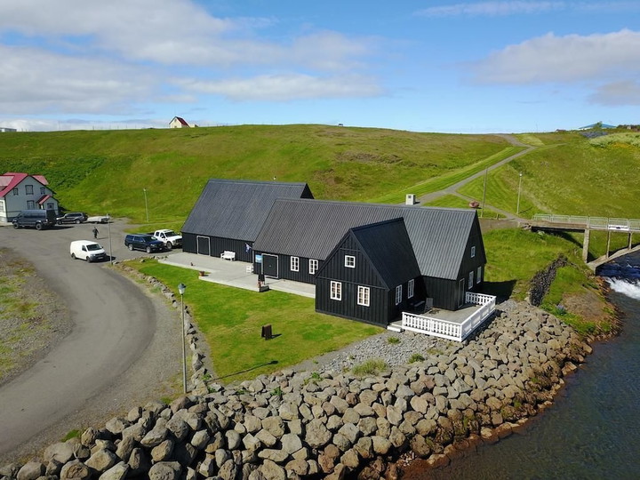 Frændgardur - Islande