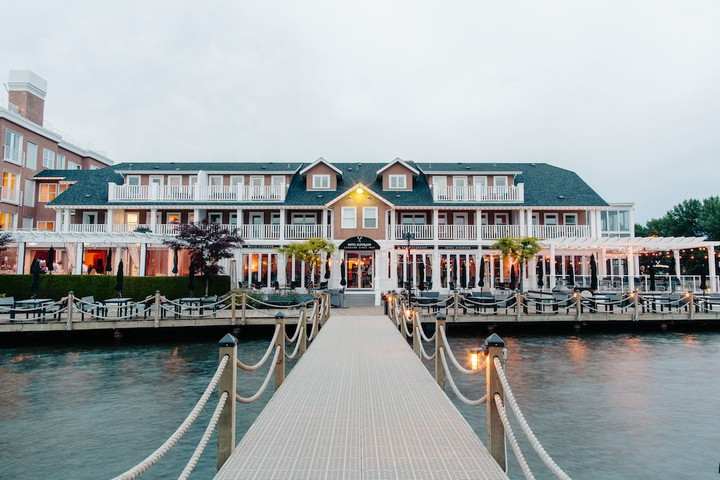 Hotel Eldorado At Eldorado Resort - British Columbia