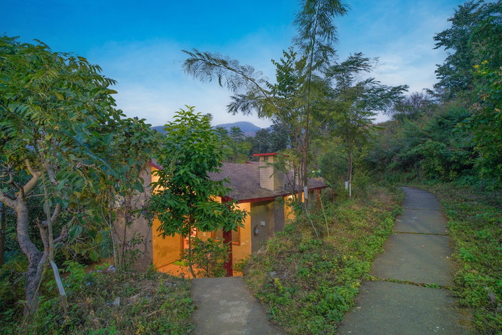 Lahermitage Resort - Jim Corbett National Park