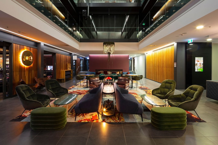 East Hotel - Camberra