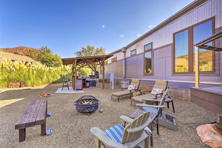 Hot Tub & Fire Pit: Pet-friendly Sedona Home - Sedona, AZ