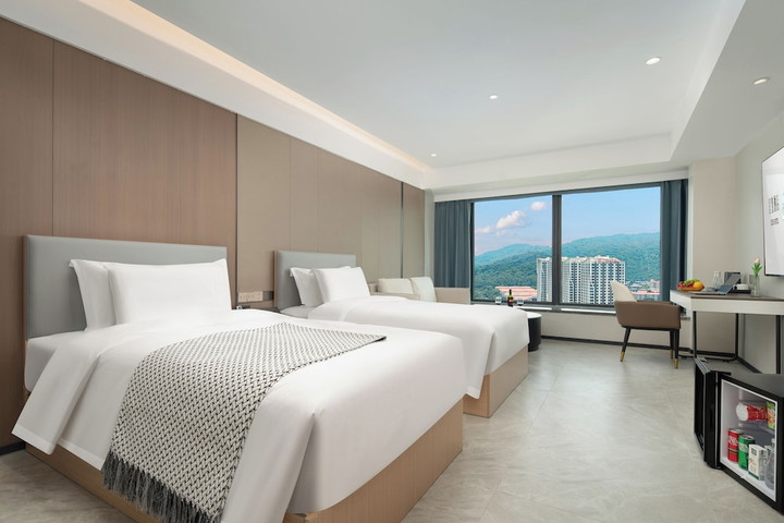 Echic Mercure (Guangzhou Baoneng Performing Arts Center Luogang Wanda Plaza) -