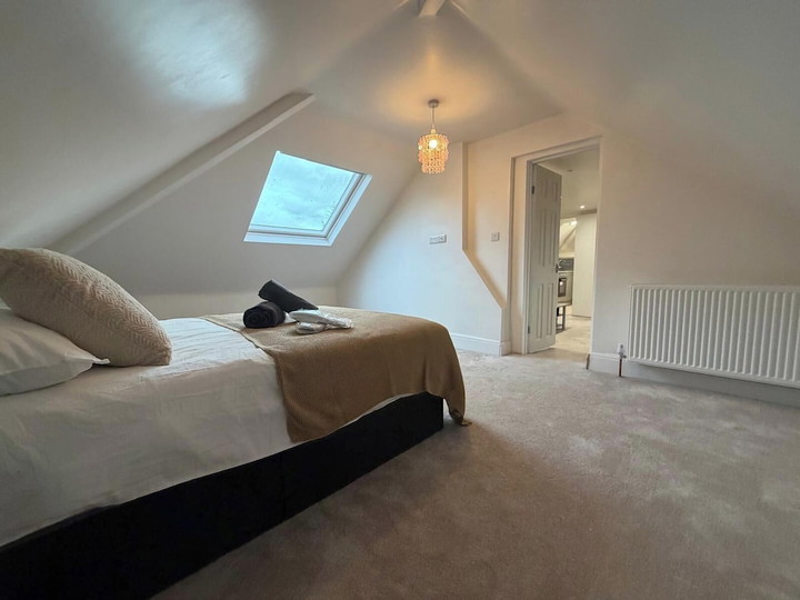 1 Bed - Sleeps 2 - Free Parking - London