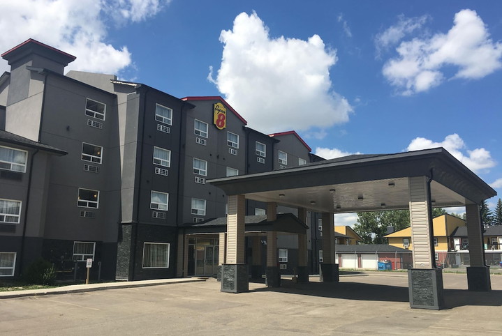Super 8 By Wyndham Regina - Regina, Canada