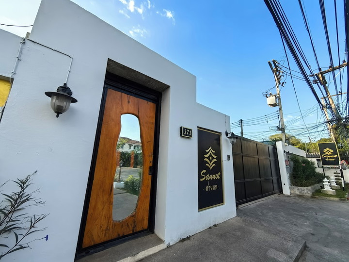 Sannot Riverside Boutique Hotel - Chiang Mai