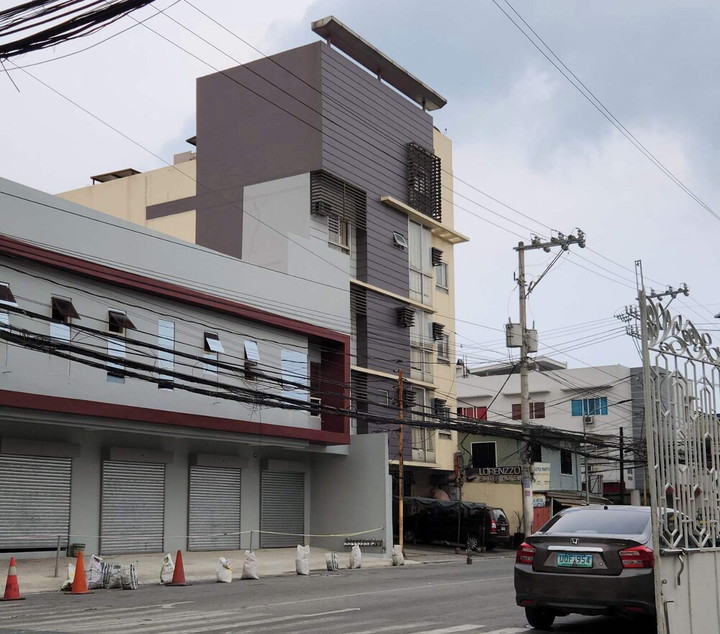 Lorenzzo Suites Hotel - Pasay