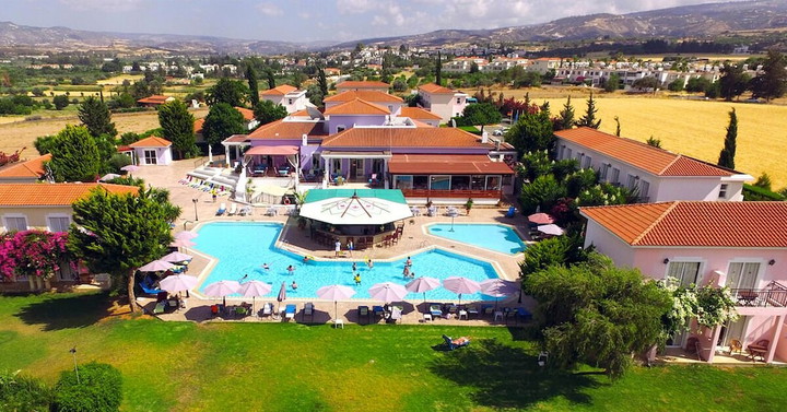 Akamanthea Holiday Village - Chypre
