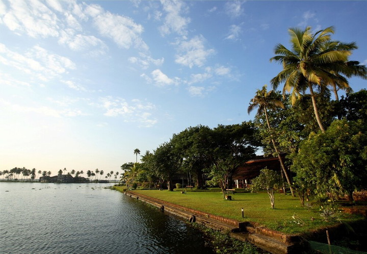 Punnamada Resorts - Alappuzha