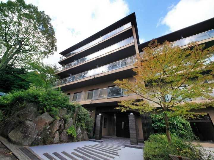 Aparthotel Lilt Hakone Gora - Hakone