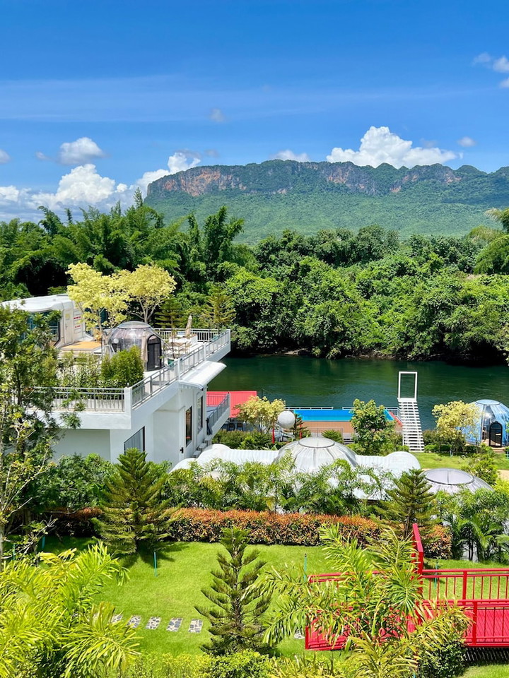 Thebest Capsule Resort - Kanchanaburi