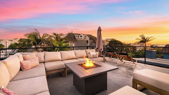 Saltaire By Avantstay Rooftop Deck + Firepit + Wet Bar Walk To Beach + Trail - Los Angeles