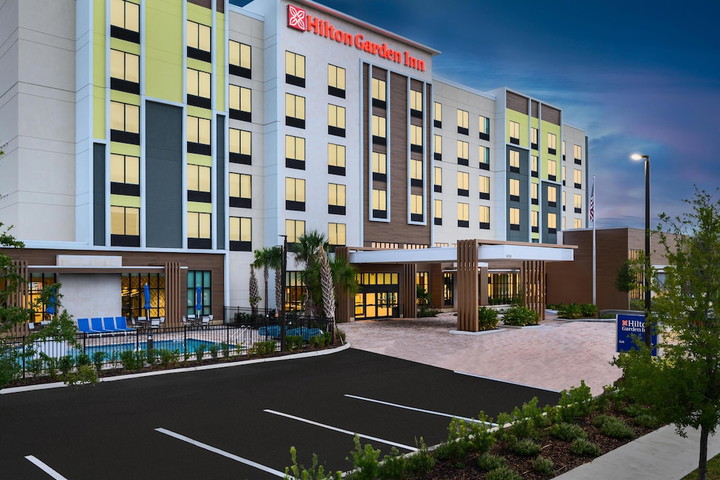 Hilton Garden Inn Millenia Near Universal Orlando Resort - Orlando