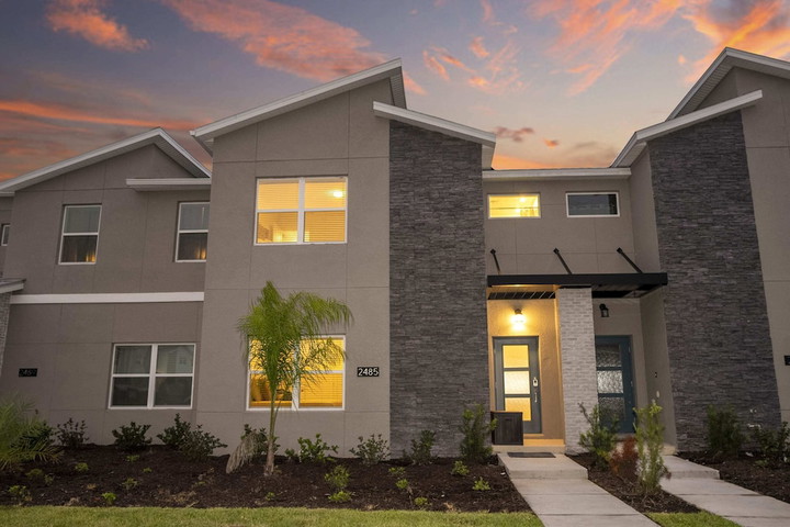 Gorgeous 4 Bd W/ Pool At Storey Lake Resort 2485 - Kissimmee, FL