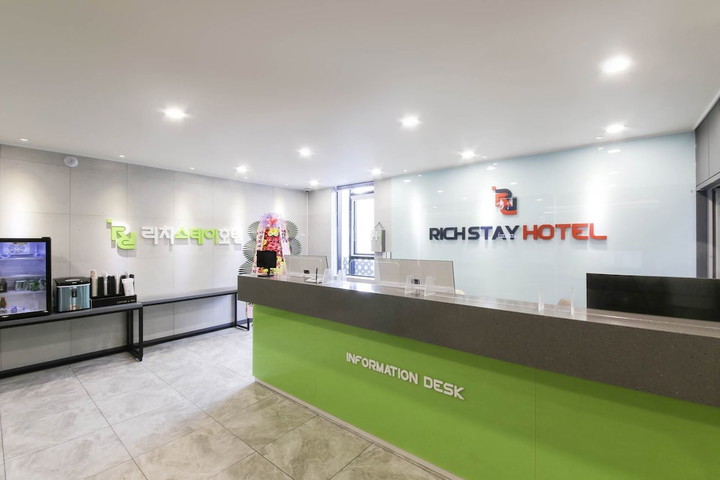 Pyeongtaek Godeok Richstay Hotel - Cheonan-si