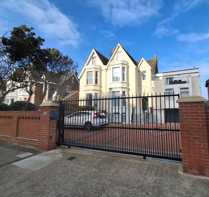 Ang Apartments - Portsmouth
