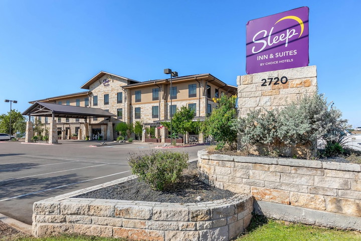 Sleep Inn & Suites Dripping Springs - Austin Area - Dripping Springs, TX