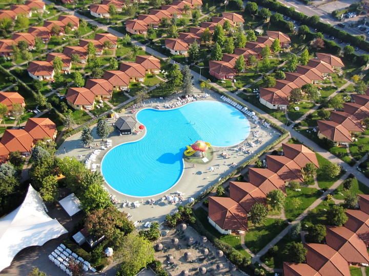 Camping Bella Italia - Lake Garda