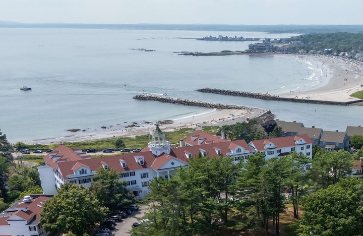 The Colony Hotel - Kennebunkport, ME