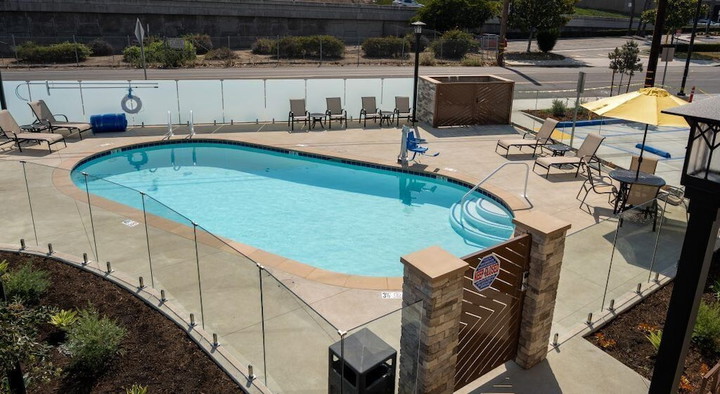 Lemon Heights Inn - Tustin, CA
