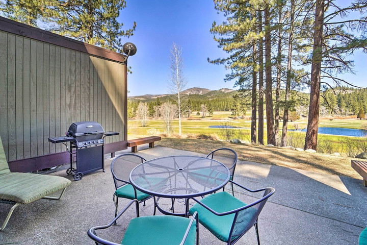 Quiet Unit W/ Golf Course & Mtn Views In Graeagle! - Graeagle, CA