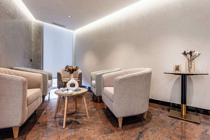 Brit Hotel Privilège Paris - Rosny - Montreuil