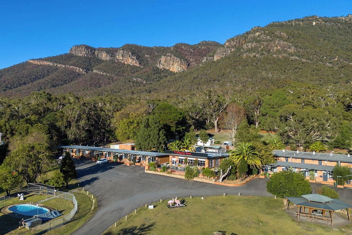 The Grampians Motel & The Views Restaurant - Halls Gap