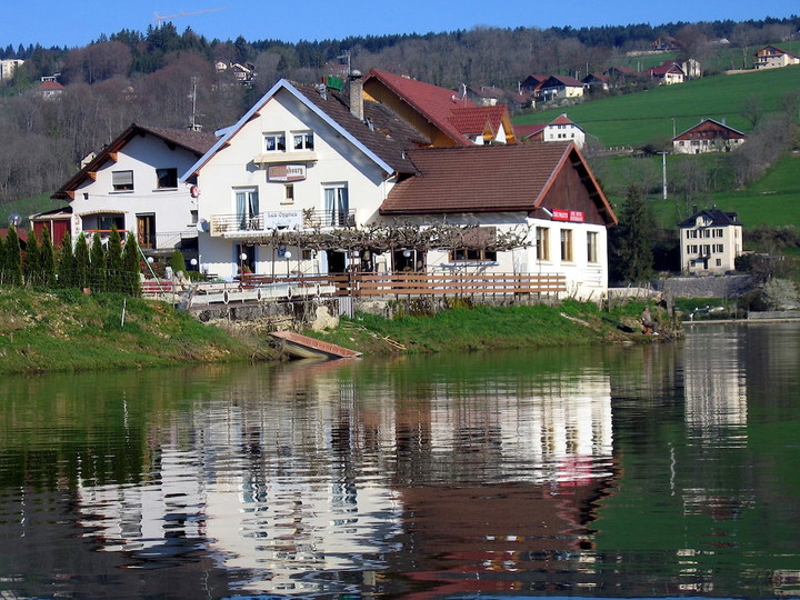 Hotel Restaurant Les Cygnes - Doubs