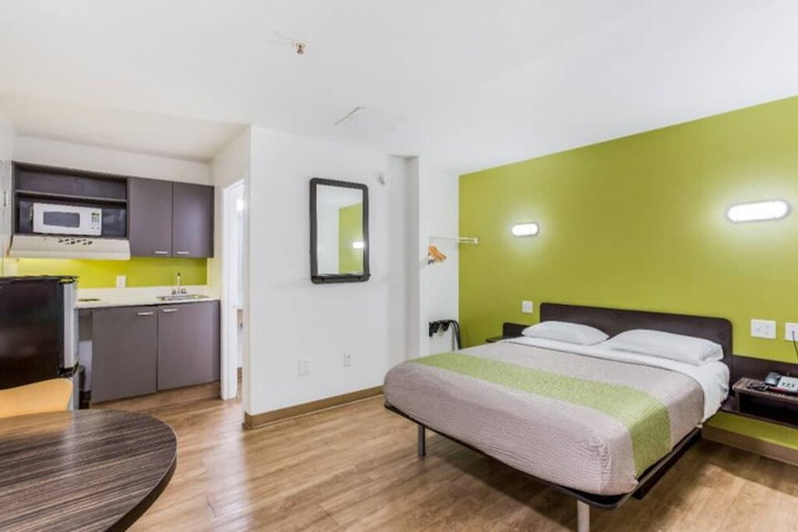 1 King Bed Non-smoking Kitchen - 잭슨빌
