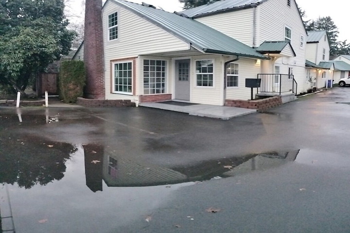2 Queen Beds Non-smoking - West Linn, OR