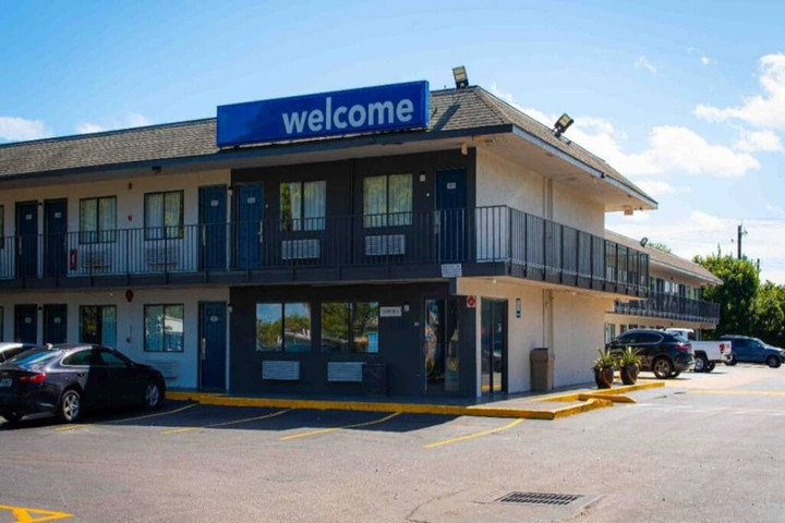 2 Full Beds - Boynton Beach, FL
