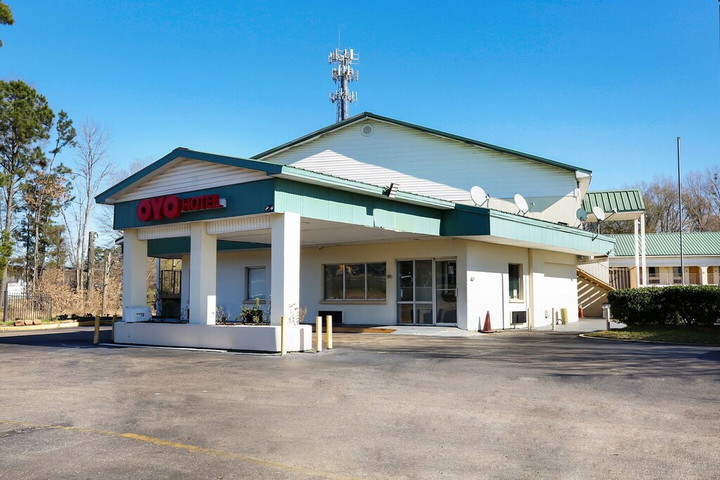 2 Full Beds Non-smoking - Jackson, MS