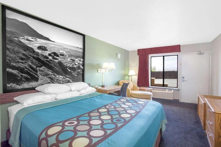 Deluxe King Bed Non-smoking - Nk1 - Barstow, CA