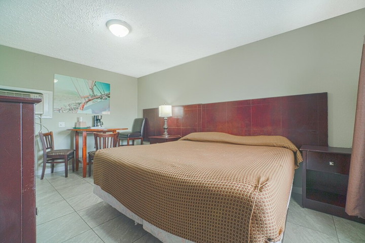 King Bed - Houston, TX