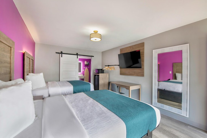 2 Full Beds Non-smoking - Tuscaloosa, AL