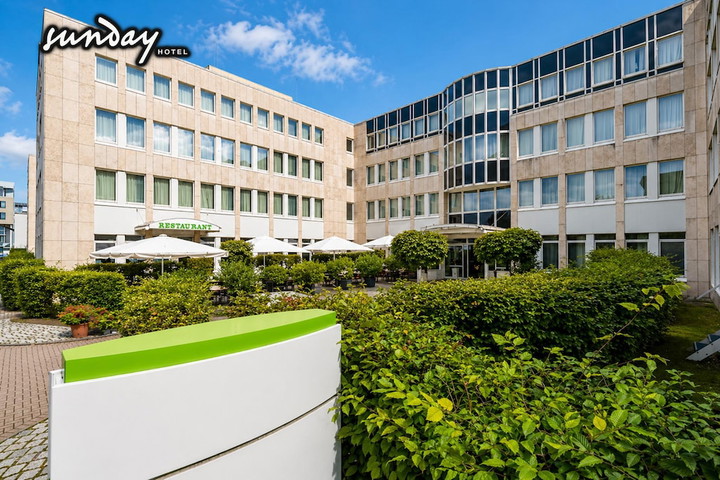 Sunday Hotel Frankfurt Airport Deluxe Double Room - Frankfurt