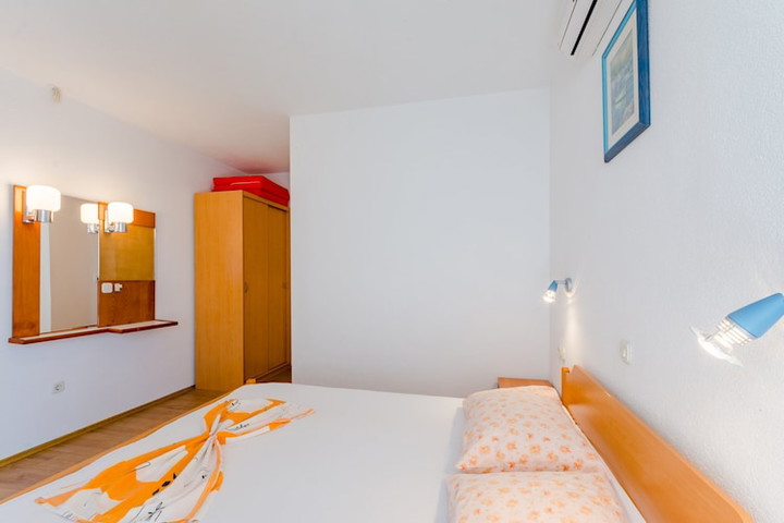 Villa Kosa - Room With Balcony And Sea View (Soba 2-mira) - Brela