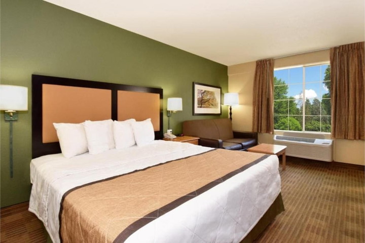 1 Queen Bed | Non-smoking, Kitchen - Maryland
