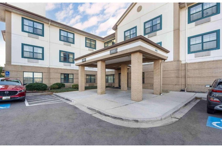 1 Queen Bed | Non-smoking, Kitchen - Wheaton, IL