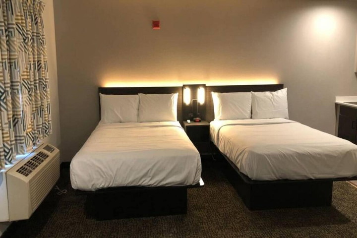 2 Full Beds  Non-smoking Kitchen - Killeen, TX